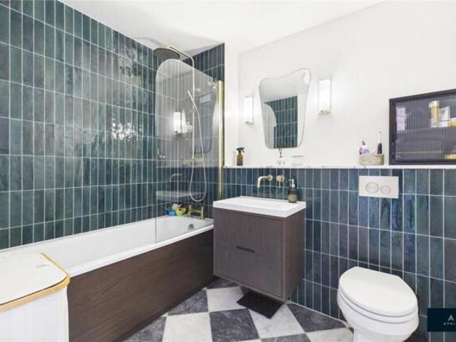 Shared Living/roommate 2 Bedroom For Sale London Greater London 465000 ES99952162