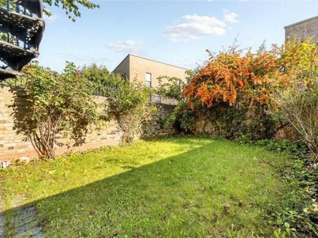 Shared Living/roommate 2 Bedroom For Sale London Greater London 500000 ES100456727