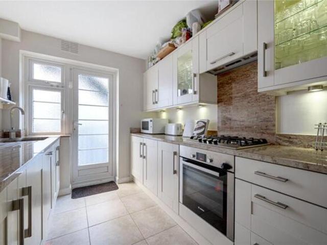 Shared Living/roommate 2 Bedroom For Sale London Greater London 585000 ES101231893