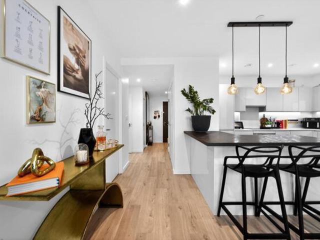 Shared Living/roommate 2 Bedroom For Sale London Greater London 650000 ES101316331