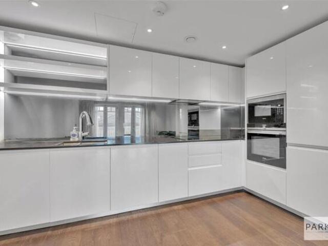 Shared Living/roommate 2 Bedroom For Sale London Greater London 850000 ES100398478