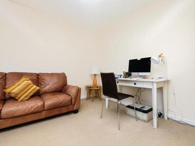Shared Living/roommate 2 Bedroom For Sale London Greater London 290000 ES101059821