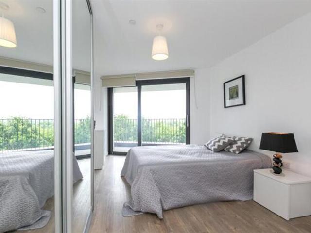 Shared Living/roommate 2 Bedroom For Sale London Greater London 399950 ES100023966