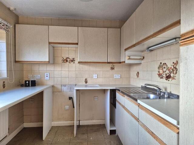 Shared Living/roommate 2 Bedroom For Sale Long Ashton Bristol 135000 ES99475840
