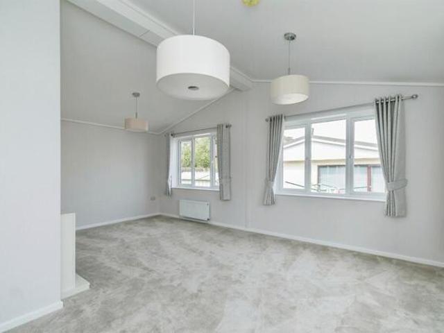 Shared Living/roommate 2 Bedroom For Sale Longstanton Cambridgeshire 190000 ELS99839976