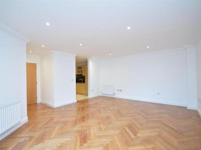 Shared Living/roommate 2 Bedroom For Sale Pinner Greater London 760000 ES100398682