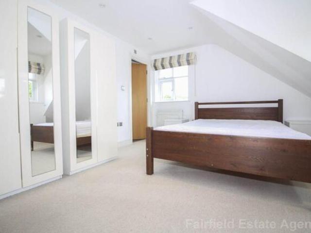 Shared Living/roommate 2 Bedroom For Sale Pinner Greater London 375000 ES100057792