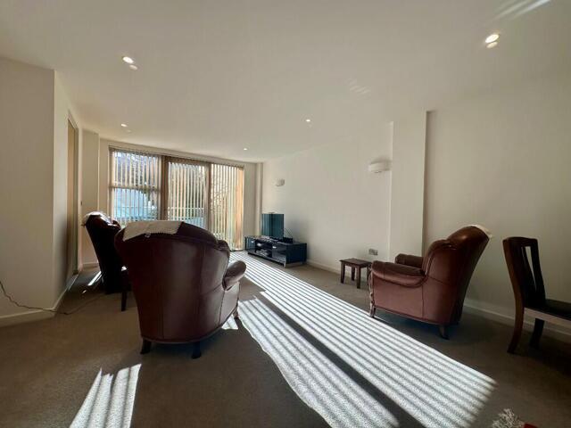 Shared Living/roommate 2 Bedroom For Sale Poole Poole 260000 ES101777724