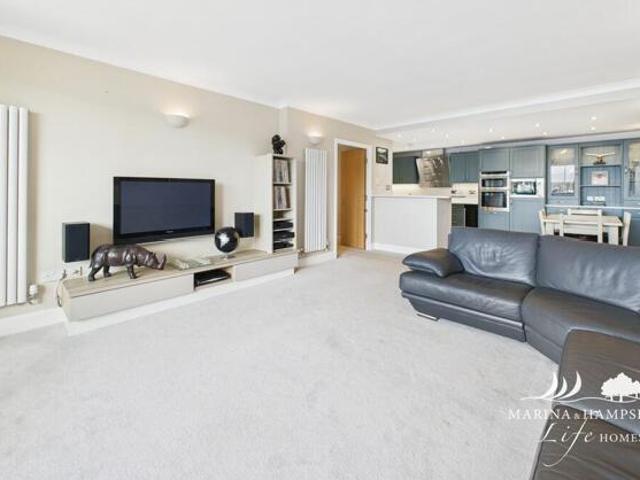 Shared Living/roommate 2 Bedroom For Sale Portsmouth Hampshire 435000 ES101777768