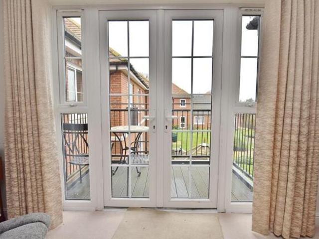 Shared Living/roommate 2 Bedroom For Sale Princes Risborough Buckinghamshire 350000 ELS101797057