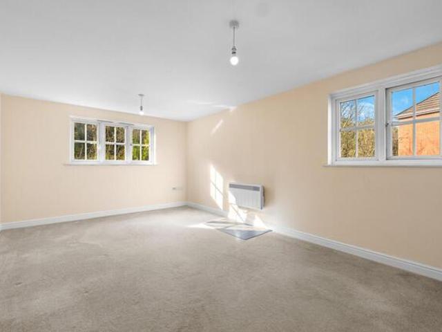 Shared Living/roommate 2 Bedroom For Sale Radyr Radyr 185000 ELS101379241