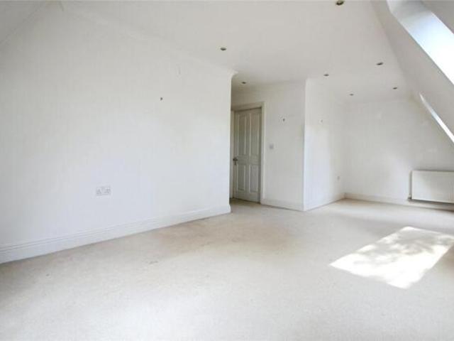 Shared Living/roommate 2 Bedroom For Sale Reading Reading 190000 ES101199796