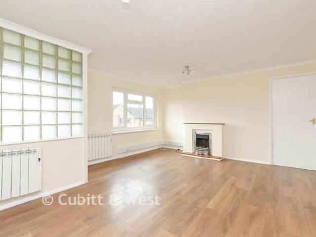 Shared Living/roommate 2 Bedroom For Sale Reigate Surrey 250000 ELS99029157