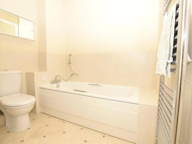 Shared Living/roommate 2 Bedroom For Sale Romford Greater London 280000 ELS100263278