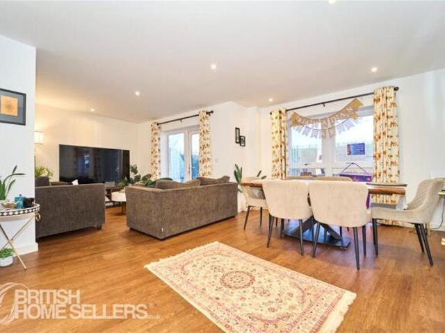 Shared Living/roommate 2 Bedroom For Sale Stanmore Greater London 500000 ELS101796922