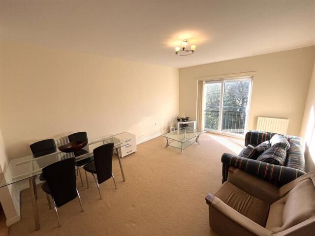 Shared Living/roommate 2 Bedroom For Sale Stoke On Trent Staffordshire 110000 ES99092453