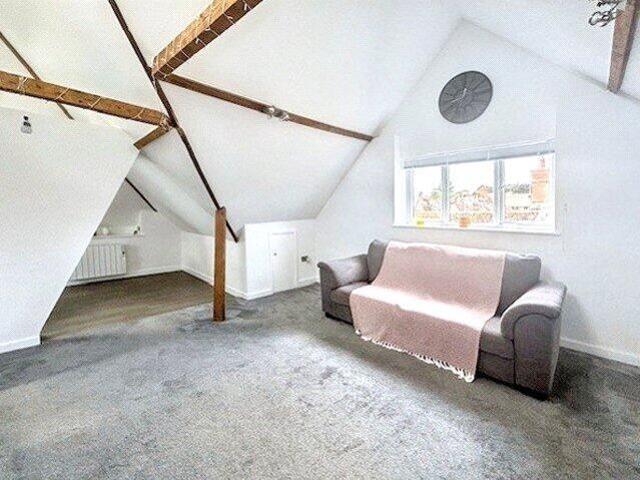 Shared Living/roommate 2 Bedroom For Sale Sturminster Newton Dorset 165000 ES99290446