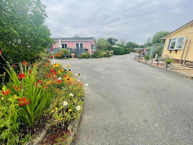 Shared Living/roommate 2 Bedroom For Sale Suffolk Suffolk 110000 ES99475966