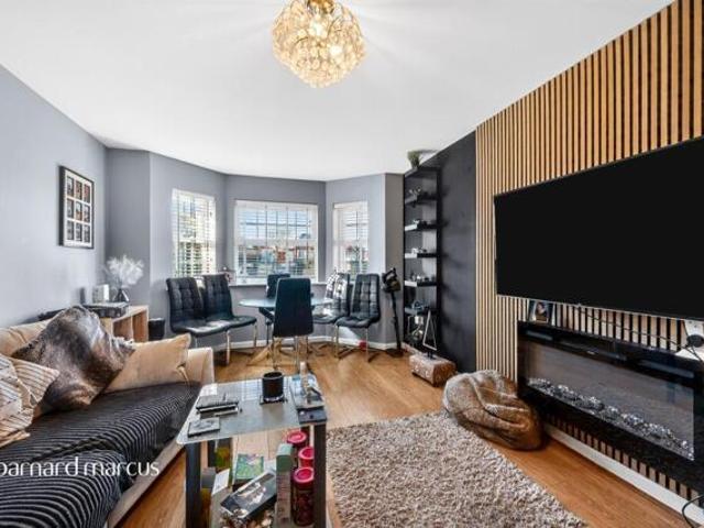 Shared Living/roommate 2 Bedroom For Sale Surrey Great London 325000 ES99523610