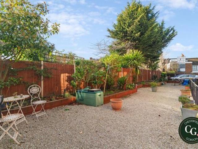 Shared Living/roommate 2 Bedroom For Sale Surrey Greater London 200000 ES99773862