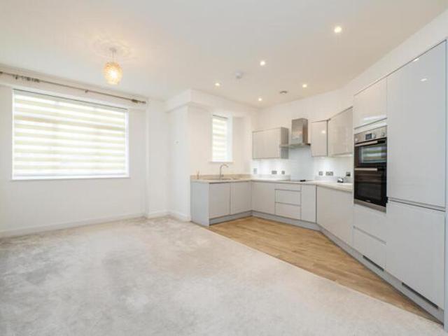Shared Living/roommate 2 Bedroom For Sale Surrey Greater London 380000 ES101856075