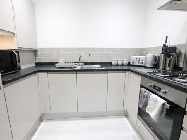 Shared Living/roommate 2 Bedroom For Sale Surrey Surrey 224000 ELS101678784