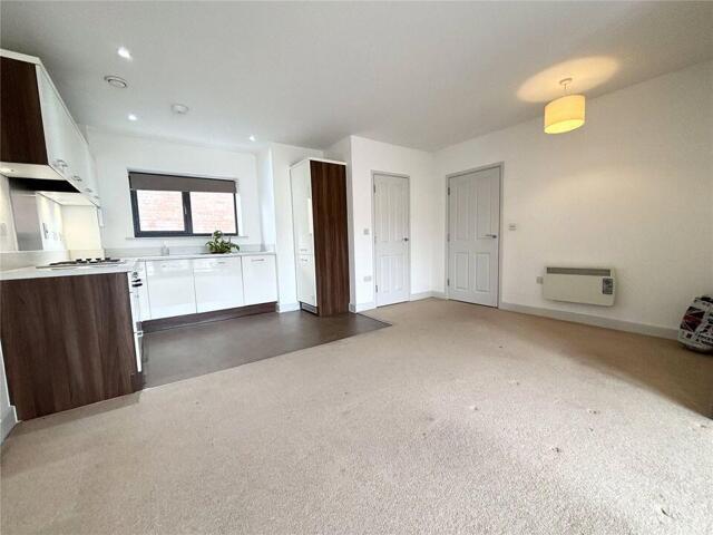 Shared Living/roommate 2 Bedroom For Sale Swindon Swindon 114000 ES98278127