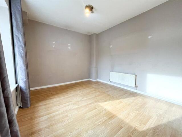 Shared Living/roommate 2 Bedroom For Sale Saddleworth Tameside 110000 ES101199882