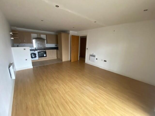 Shared Living/roommate 2 Bedroom For Sale Salford Salford 91000 ES101678655