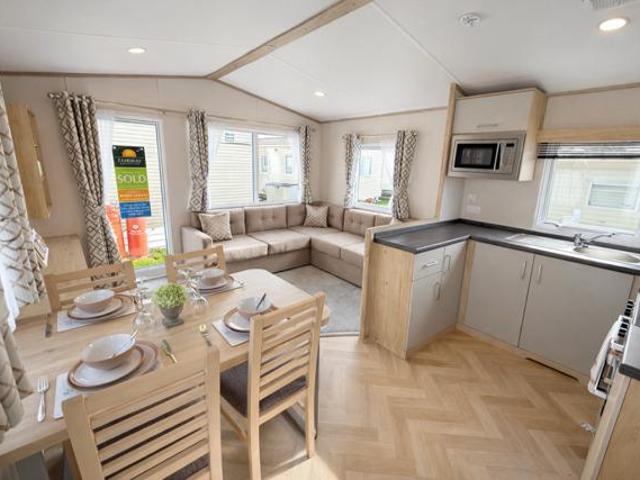 Shared Living/roommate 2 Bedroom For Sale Sandown Isle Of Wight 39950 ES101996200