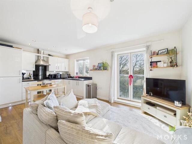 Shared Living/roommate 2 Bedroom For Sale Shrewsbury Shropshire 180000 ES98612441