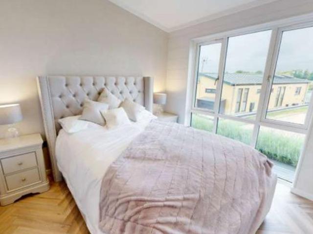 Shared Living/roommate 2 Bedroom For Sale Slough Windsor And Maidenhead 449000 ES100578862