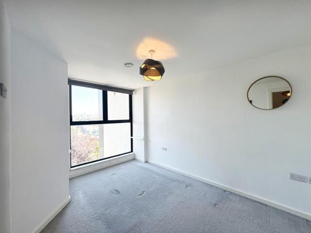 Shared Living/roommate 2 Bedroom For Sale Southend On Sea Essex 279000 ELS98903450