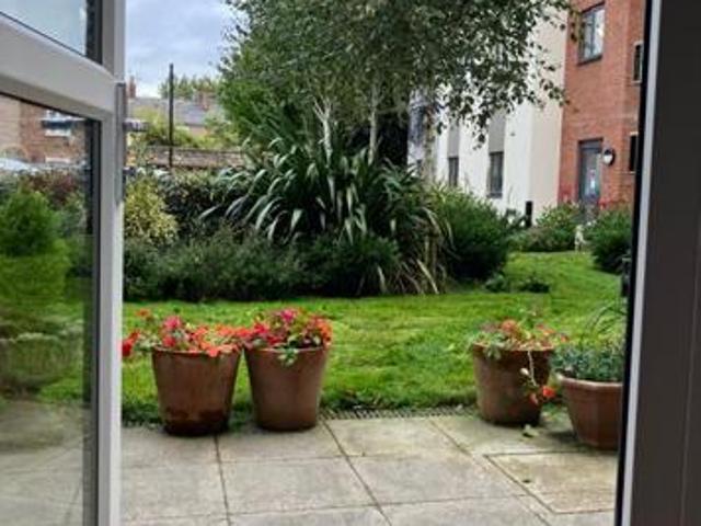 Shared Living/roommate 2 Bedroom For Sale Taunton Somerset 295000 ES98969124