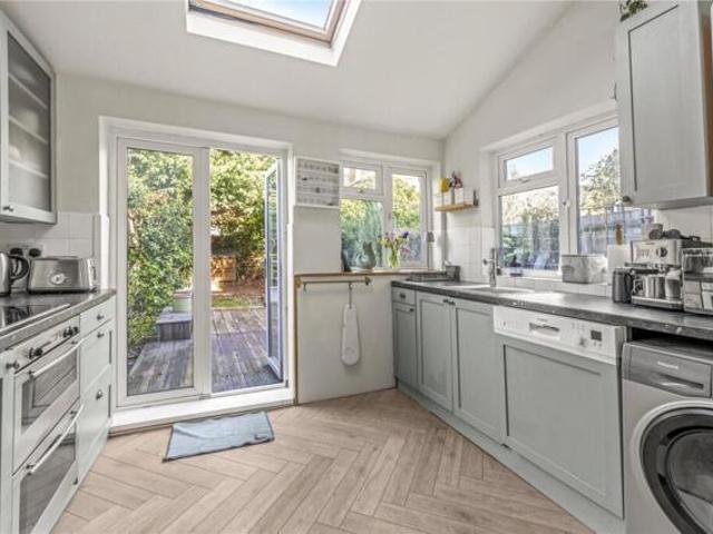 Shared Living/roommate 2 Bedroom For Sale Teddington Greater London 500000 ELS100786728