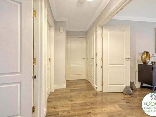 Shared Living/roommate 2 Bedroom For Sale Waltham Abbey Essex 285000 ELS100540923