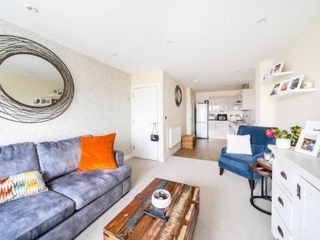 Shared Living/roommate 2 Bedroom For Sale Welwyn Garden City Hertfordshire 134000 ELS100503441
