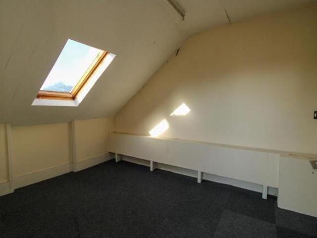 Shared Living/roommate 2 Bedroom For Sale West Sussex West Sussex 179950 ES101678877