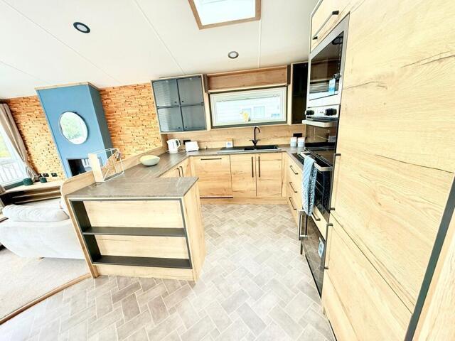 Shared Living/roommate 2 Bedroom For Sale West Sussex West Sussex 289995 ELS100023927