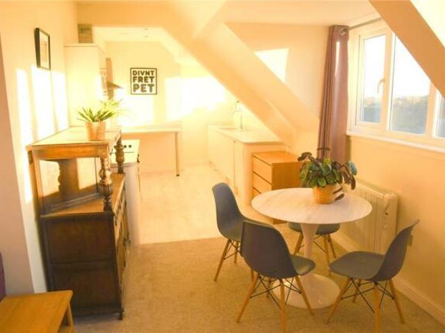 Shared Living/roommate 2 Bedroom For Sale Whitley Bay North Tyneside 165000 ELS100023860
