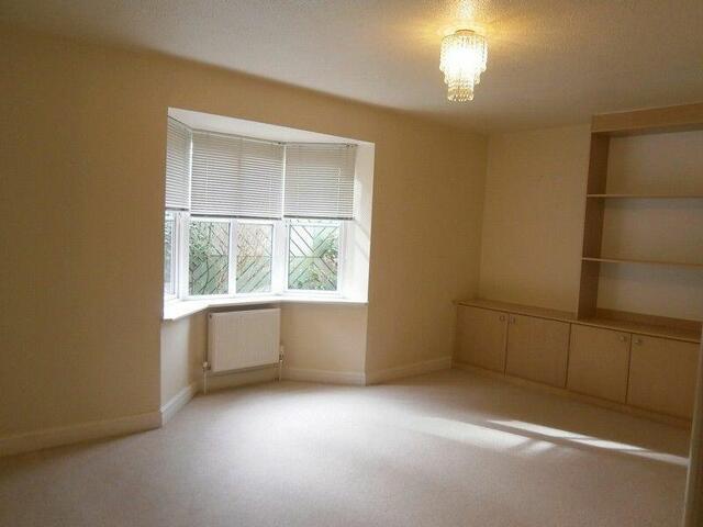 Shared Living/roommate 2 Bedroom For Sale Wilmslow Cheshire East 194950 ES98903548