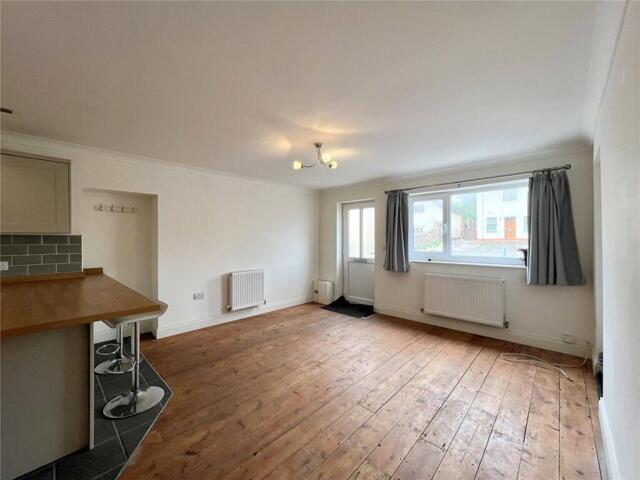 Shared Living/roommate 2 Bedroom For Sale Williton Somerset 175000 ELS99572176