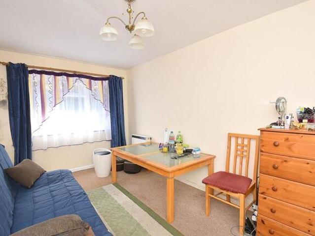 Shared Living/roommate 2 Bedroom For Sale Wincanton Somerset 120000 ES99926188