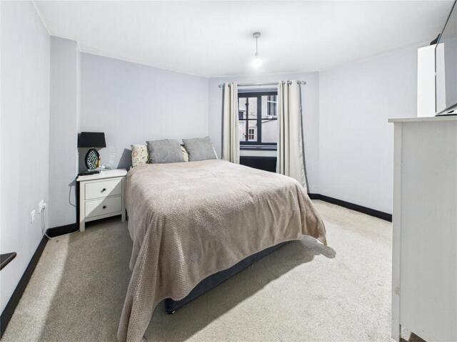 Shared Living/roommate 2 Bedroom For Sale Witham Essex 210000 ES99290215