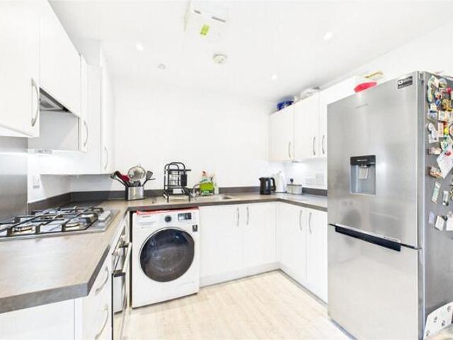 Shared Living/roommate 2 Bedroom For Sale Wokingham Wokingham 180000 ES98386887