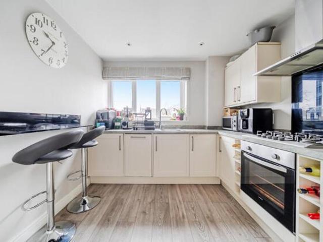Shared Living/roommate 2 Bedroom For Sale Wokingham Wokingham 290000 ELS98903738