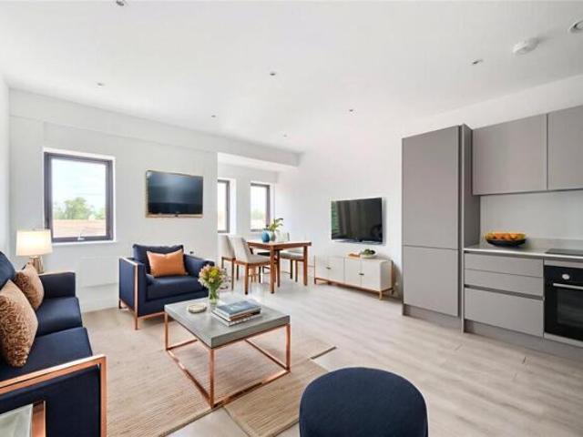 Shared Living/roommate 2 Bedroom For Sale Wokingham Wokingham 395000 ES100917445