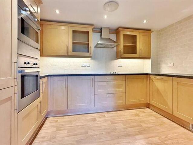 Shared Living/roommate 2 Bedroom For Sale Worthing West Sussex 195000 ES101278204