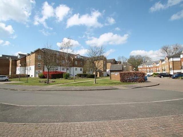 Shared Living/roommate 2 Bedroom For Sale Wraysbury Surrey 325000 ES99688350