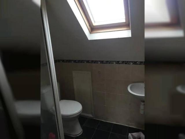 Shared Living/roommate 7 Bedroom For Rent London London 1300 ELS101837511